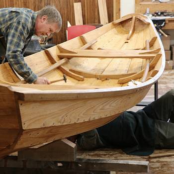 Pram Boat Building: Build Your Own Norwegian Pram, Group Build